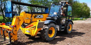 What is a Telehandler and What are They Used For? - SB Skills Solutions