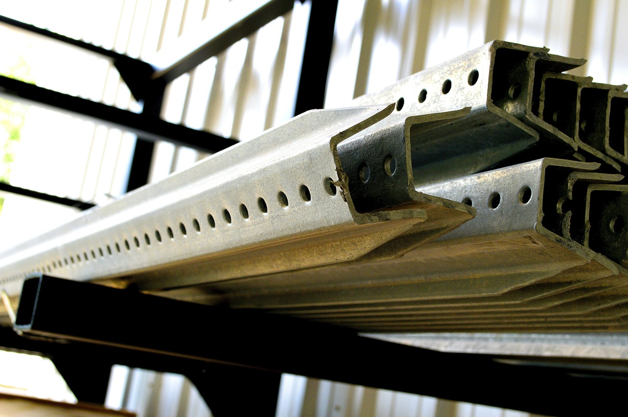 What does a Steel Erector do? - SB Skills Solutions